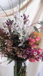 Moody Bouquet – Bess Paddington